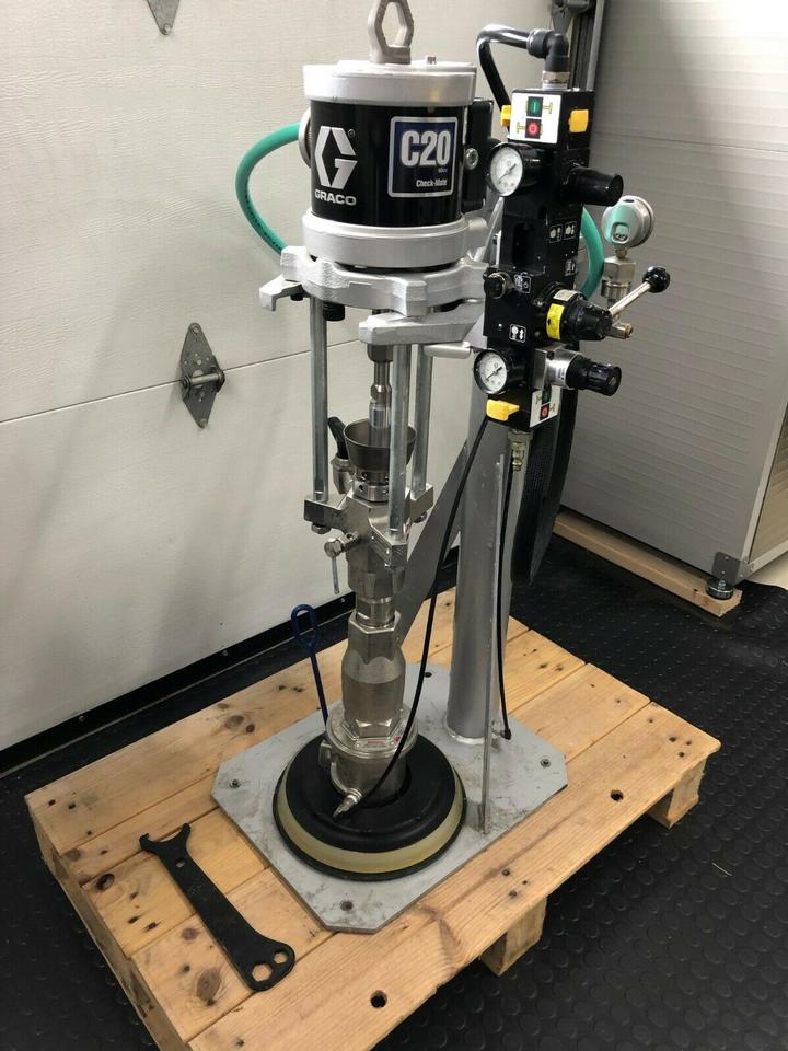 GRACO Model C20 Check-Mate CM7C3F Coating Supply Unit