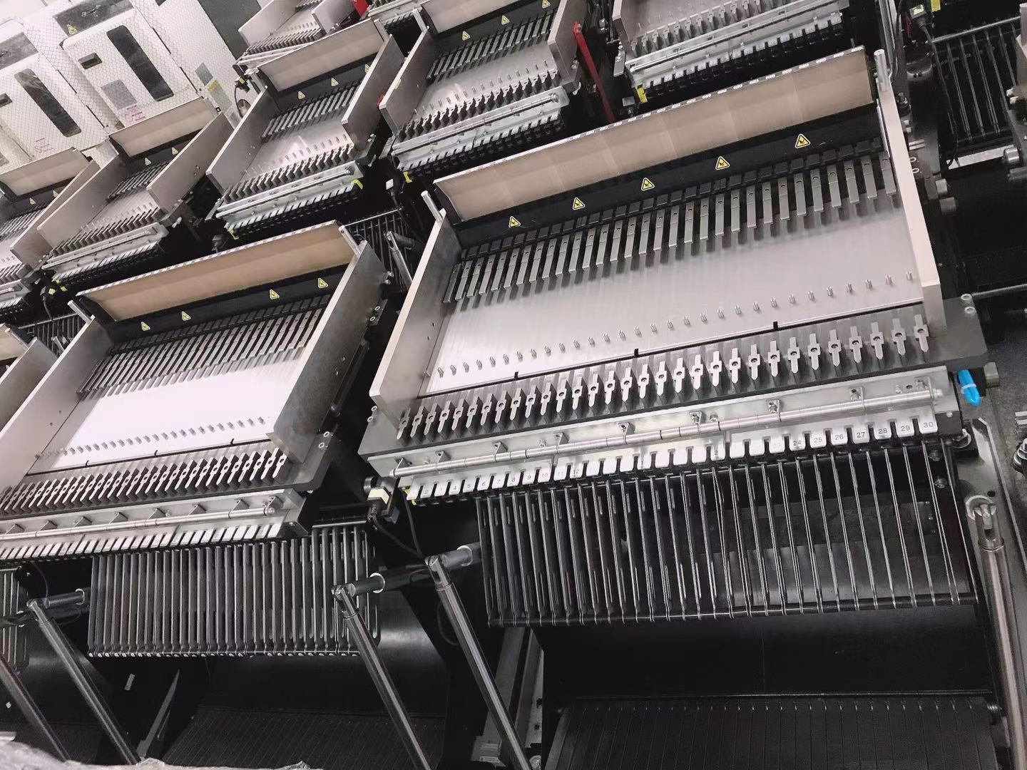 Panasonic NPM-W2 feeder cart (H)