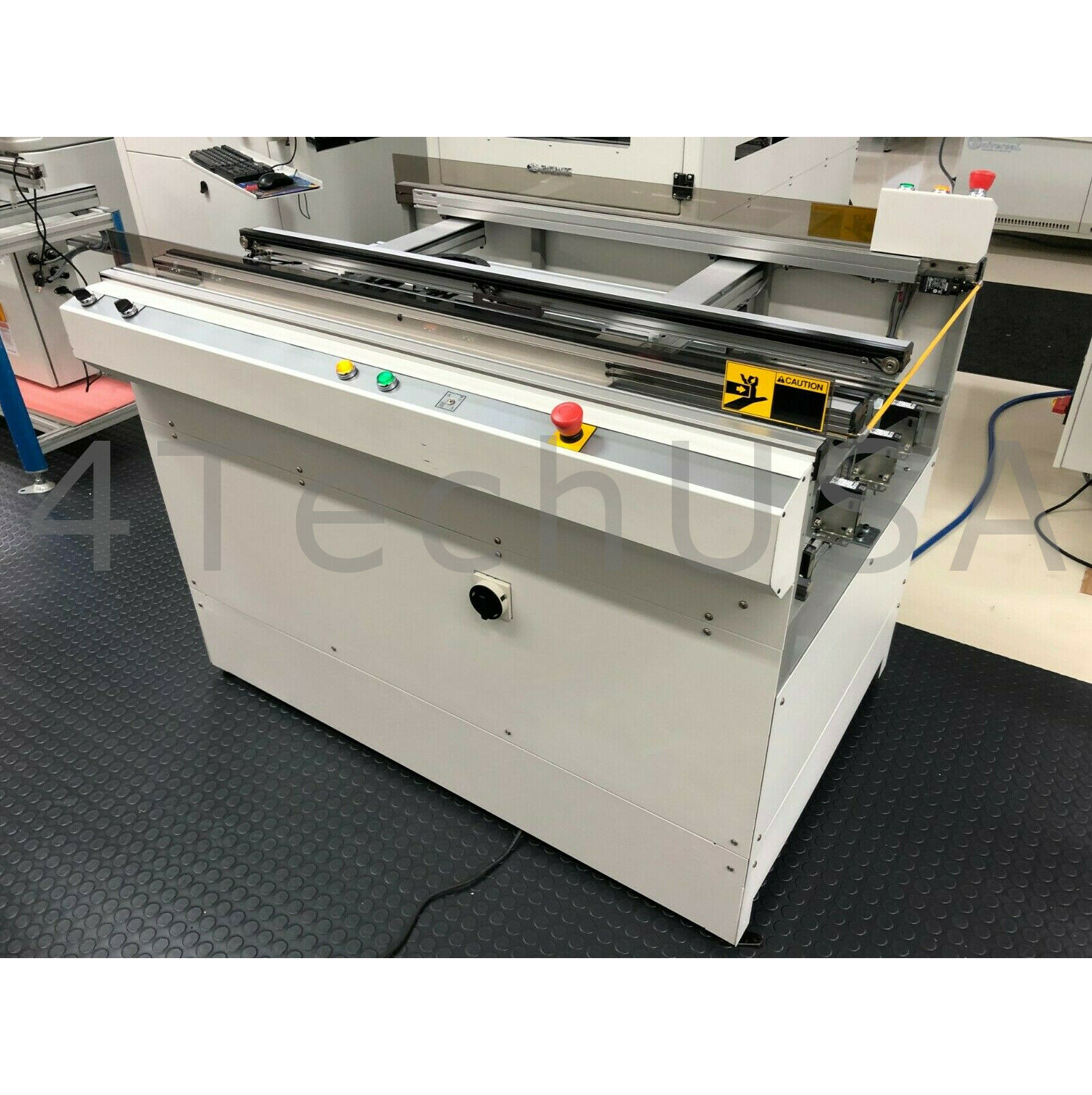 Universal Instruments PCB Shuttle Gate Conveyor
